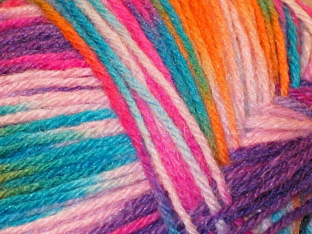 Famous Woollen Handicrafts of Kashmir